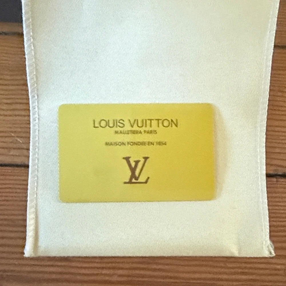 Louis Vuitton | Other | Louis Vuitton Brown Presentation Box With Logo ...